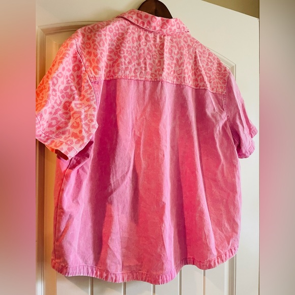 Tops | Entro Boutique Pink Leopard Denim Snap Down Oversized Top Nwot S ...
